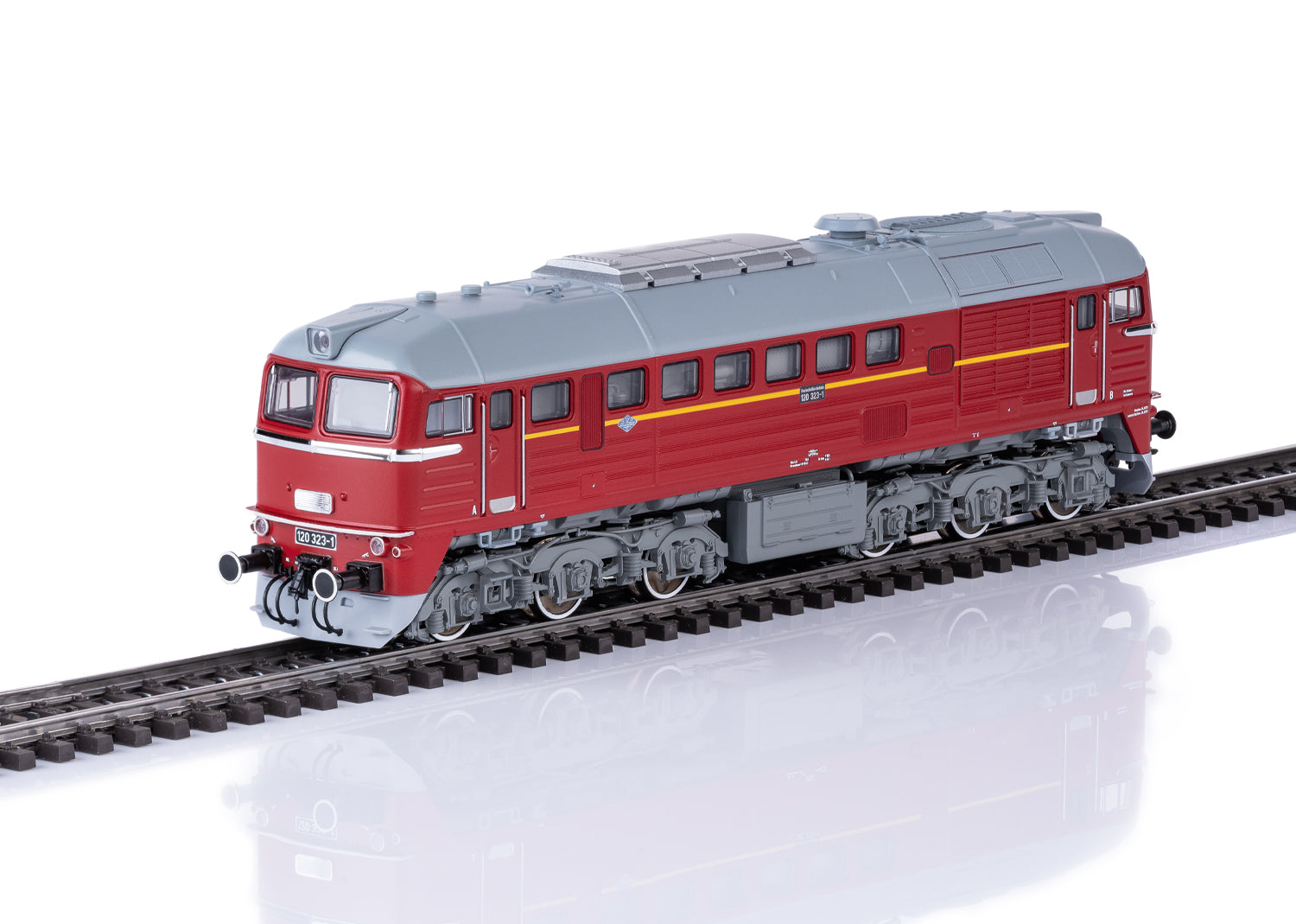 Class 120 Diesel Locomotive – Westend Trains